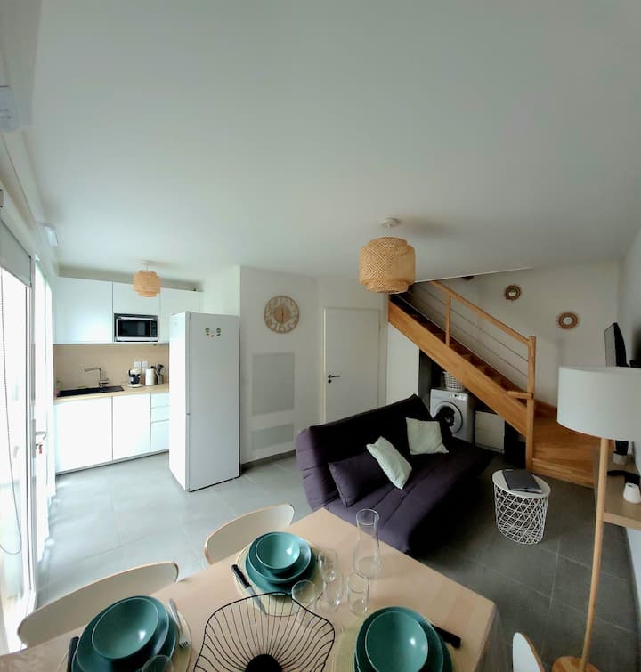 Maison Mitoyenne à 800 Mètres Des Plages. - Mimizan
