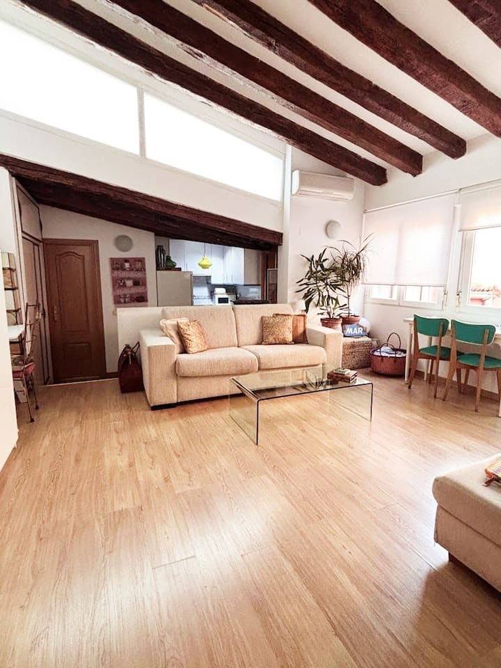 Cozy Apartment Between Chueca & Malasaña - San Blas
