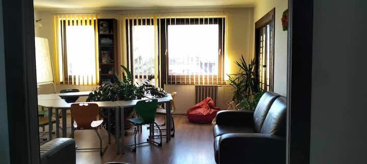 Családoknak, Pároknak Nyugodt, Parkosított - Budapeste