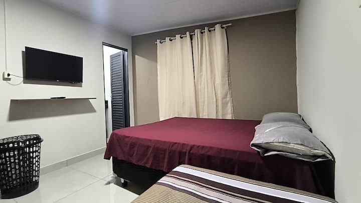 Kitnet Individual, Com Garagem - Campo Grande