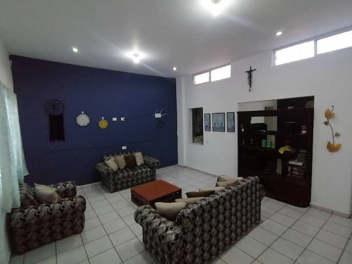 Casa 3 Recámaras 2 Baños Sala Comedor Cochera - Durango