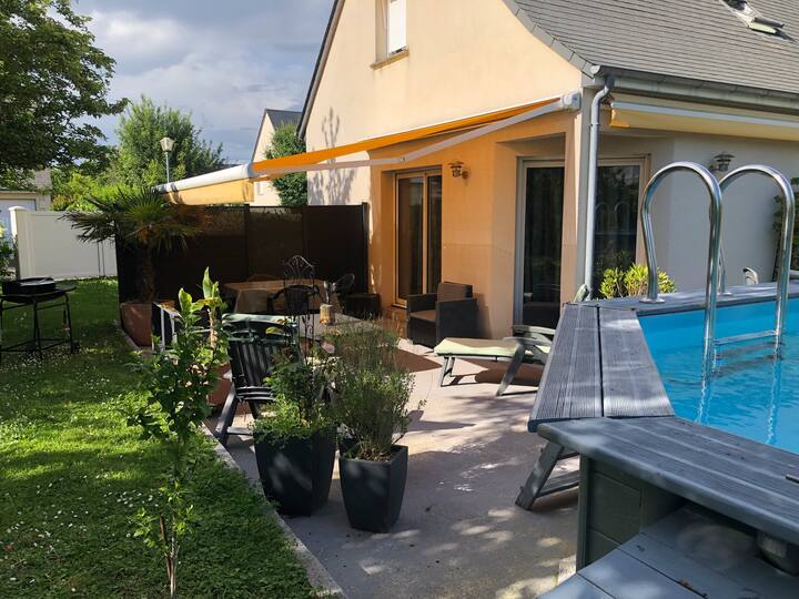Etage Réservé Avec Extérieurs (Remise Des Clés). - Tours