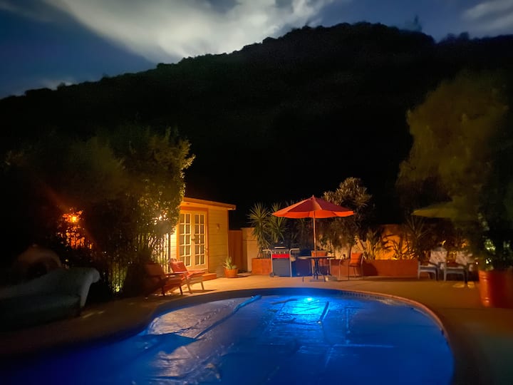 Rural Studio With Private Pool In Los Angeles - Burbank, CA