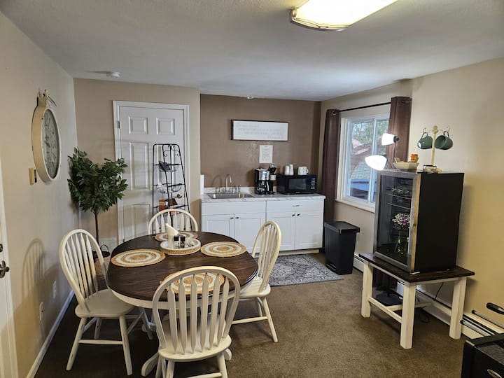 Spacious Walkout Basement, Patio & Private Entry! - Greeley, CO
