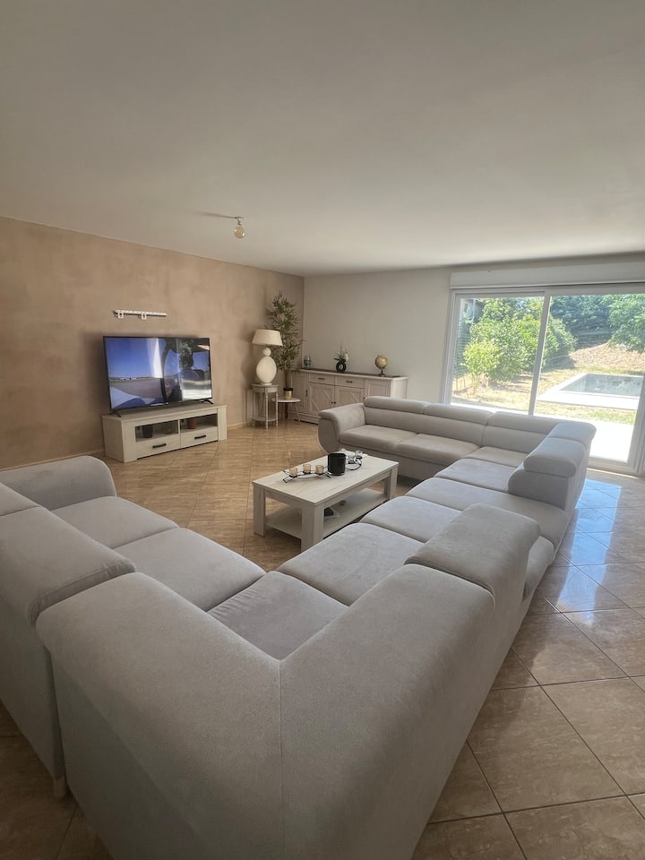 Grande Villa 5 Chb Et Piscine Xxl à Pierrelatte - Pierrelatte