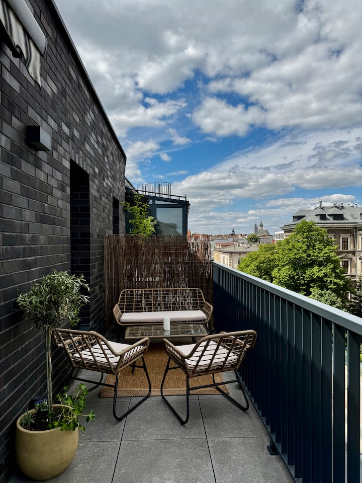 1-bedroom Apartment With Terrace And Balcony, Bath - Kraków