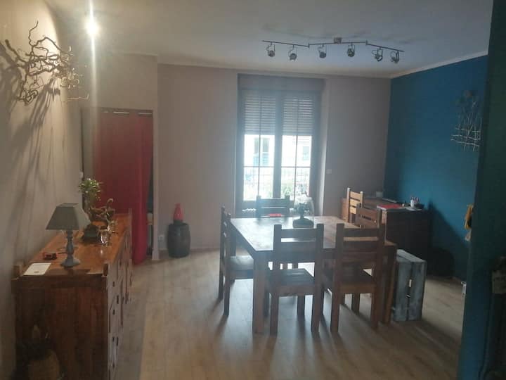 Chambre Privée Dans Maison Spacieuse Avec Jardin - Chaumont