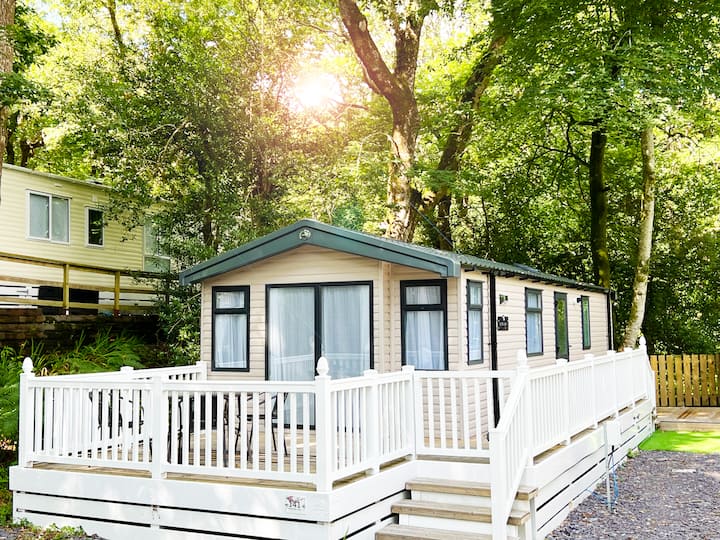 Pet Friendly - Woodland Elm 2 Bedroom - Beddgelert