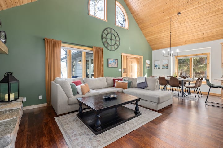 On Chain Of Lakes~game Room~firepit~lakefront~play - Crosslake, MN