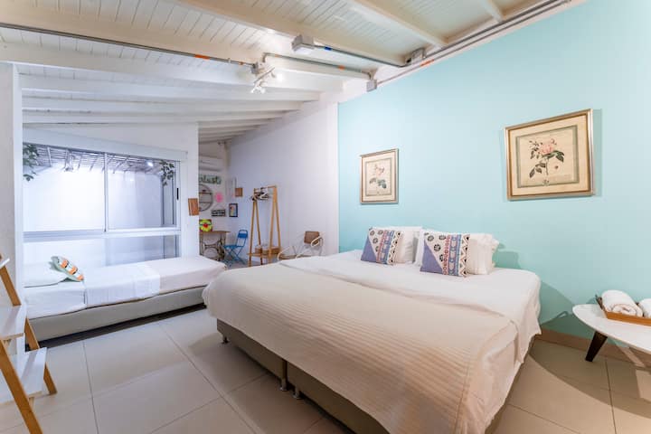 Studio· Provenza· A/c + Best Location + Fast Wifi - Medellin, Antioquia, Colombia