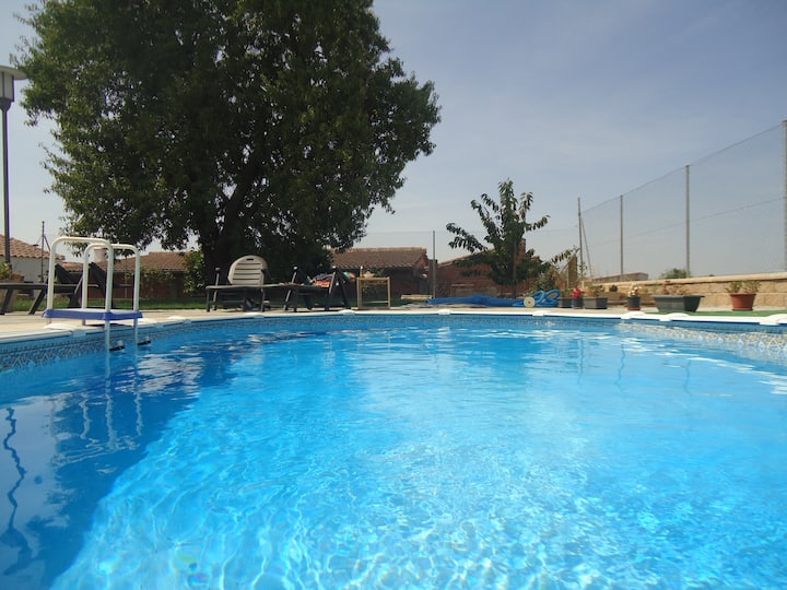 Casa Rural El Almendro Del Cura  5* 
En Salamanca - Ledesma