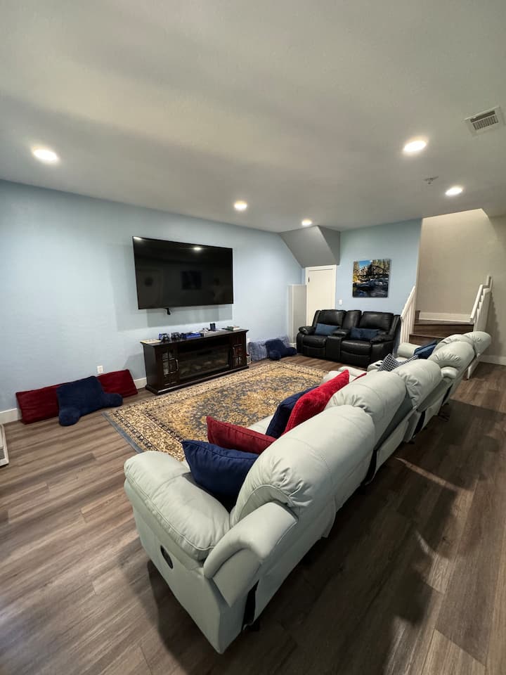 Sierra Chalet With Game Room/movie Theatre - Shaver Lake, CA