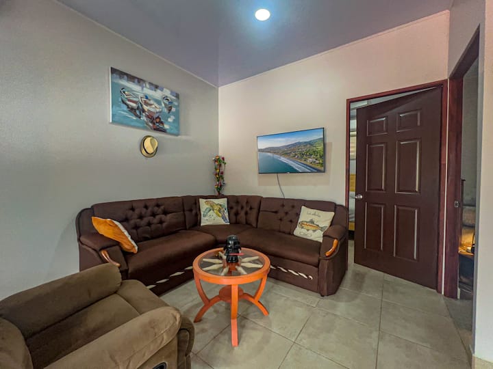 #4 King And Full Beds, Jaco, Long Or Short Term - Jaco