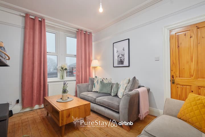 Big House With 6 Beds In Wibsey With Parking! - Bradford