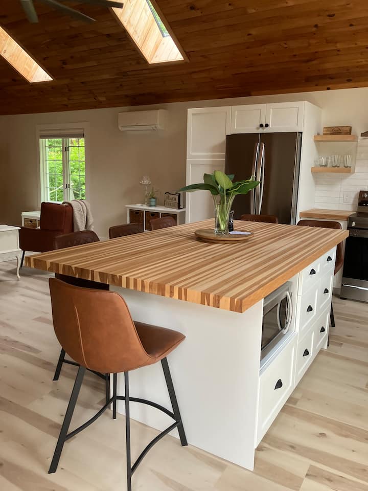 Relaxing, Big Family Cottage - Shediac