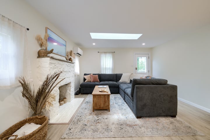 Boho Bungalow, Quiet Relaxing Cottage By The River - Lancaster, PA