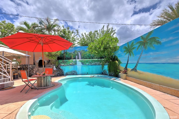 Le Tikus Piscine 
Chauffée à 2mn De L'océan. - La Réunion