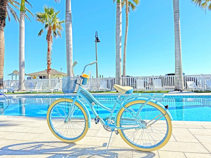 La Tortuga Pass A Grille St Pete Beach Pool 14 - St. Pete Beach, FL