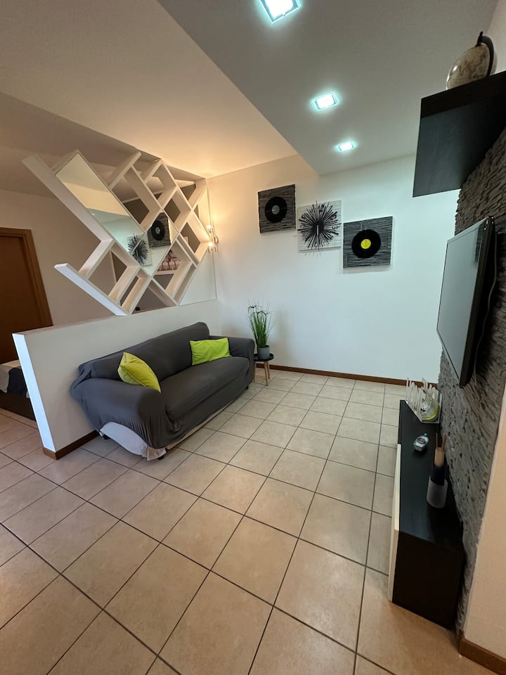 Apartment_parking-station-supermarket-fiera - Rho