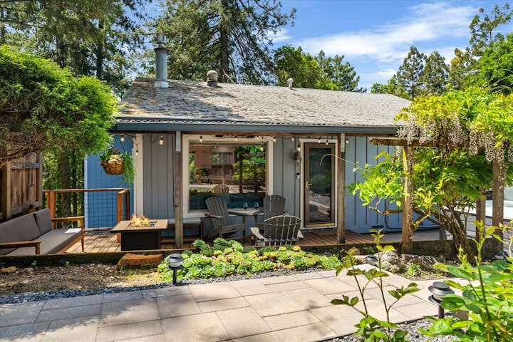 Gvilleescape-redwoodretreat!wifi/ Pup/ Hottub/ - Guerneville, CA