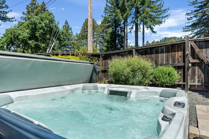 Gville Escape~cozyrelaxing Getaway Wifi/pup/hottub - Guerneville, CA