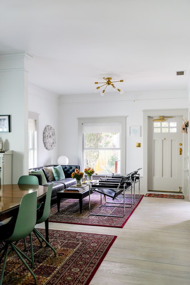Echo Park 4br Historic Designer Bungalow—near Dtla - Los Angeles, CA
