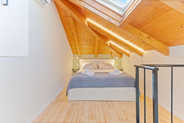 Romantic Loft For Couples - Peaceful Stay - Split