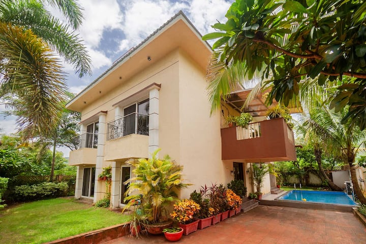 3br,serene Villa - W/ Pool @Stayvista - Karjat - 卡爾賈特