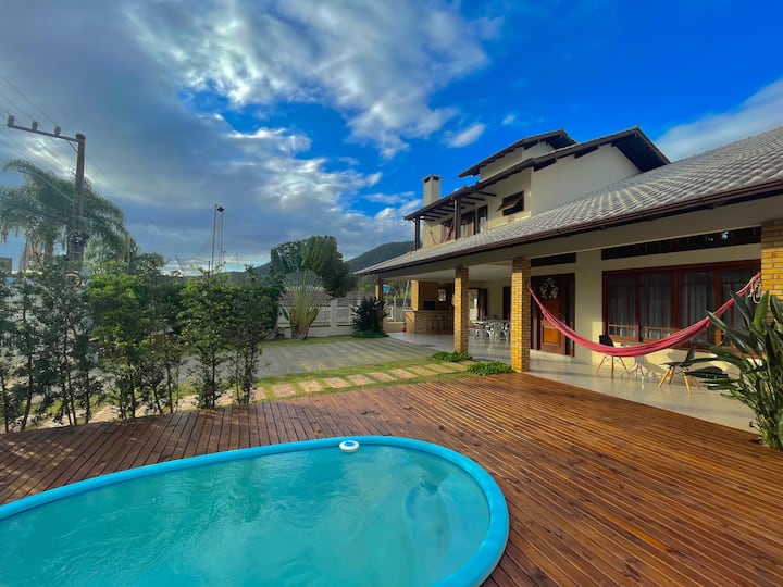 Linda Casa Em Florianópolis Perto Praia Campeche - Florianópolis