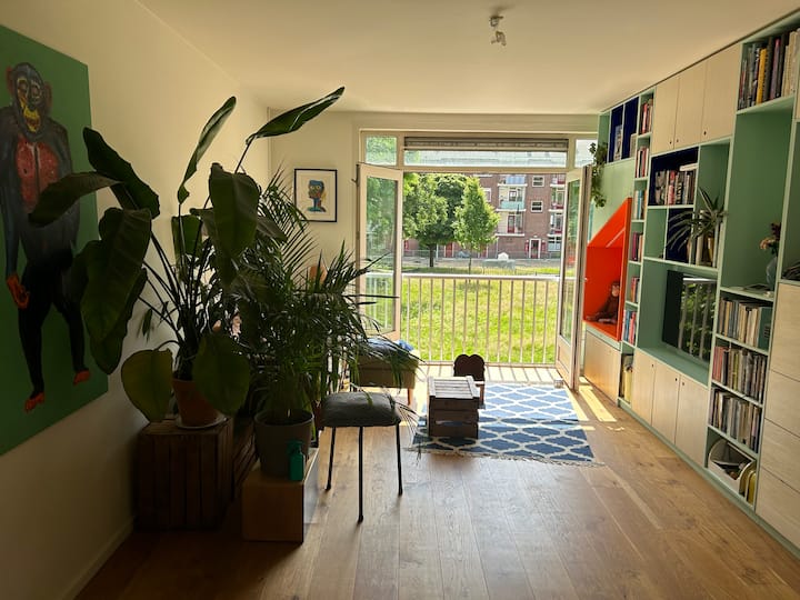 Sunny And Colourfull Appartment In Upcoming North - Ámsterdam