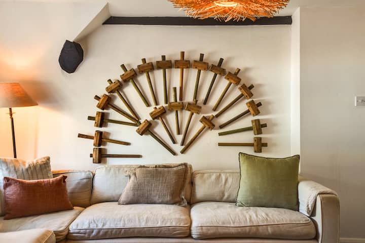 The Nook, Newly Available Relaxed 2 Bed, Cotswolds - Cirencester