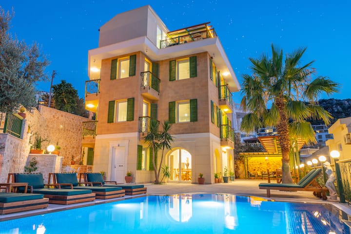Villa With Pool Near The Beach In Kalkan Antalya - Kalkan