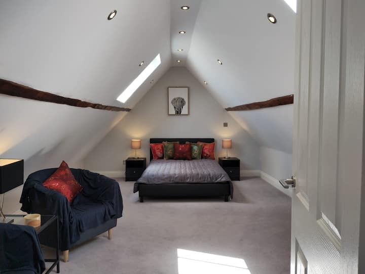 Central, Moden & Elegant Apartment - Royal Leamington Spa