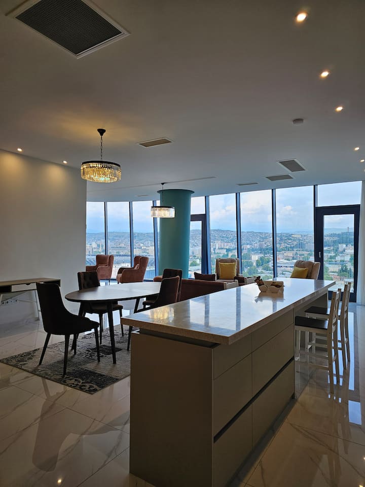 Luxury Grand 2-bdr Bright Panorama | King David 74 - Tbilisi