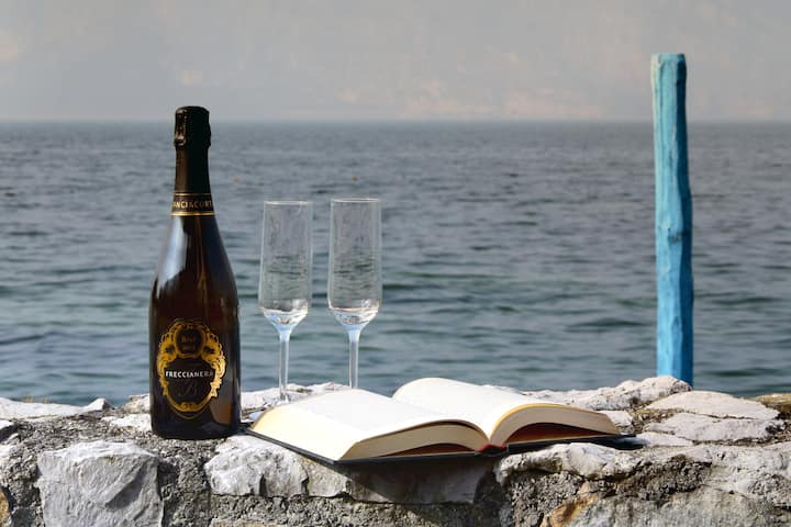 In Suite Lake 3 - Terrace (Cir 017085-lni-00013) - Iseo