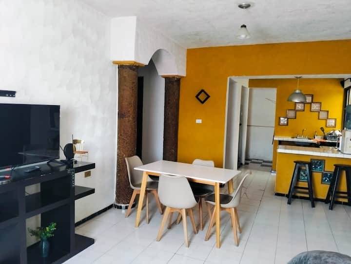 Equipado Y Económico! 4 Camas Y 2 Baños. - Villahermosa