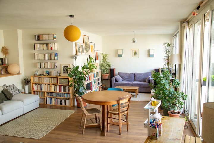 Bel Appartement Balcon, Belleville Ménilmontant - Paris
