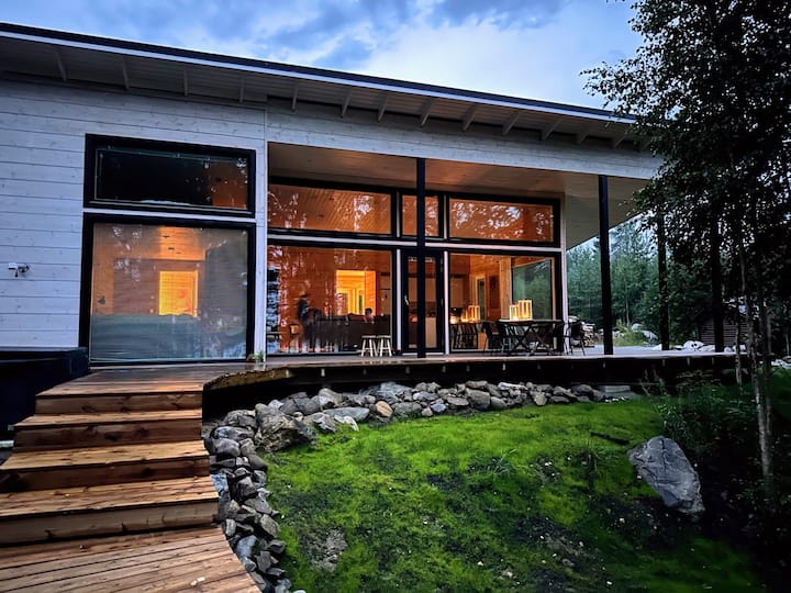 Lempiranta - Hirsihuvila Järven Rannalla - Sotkamo