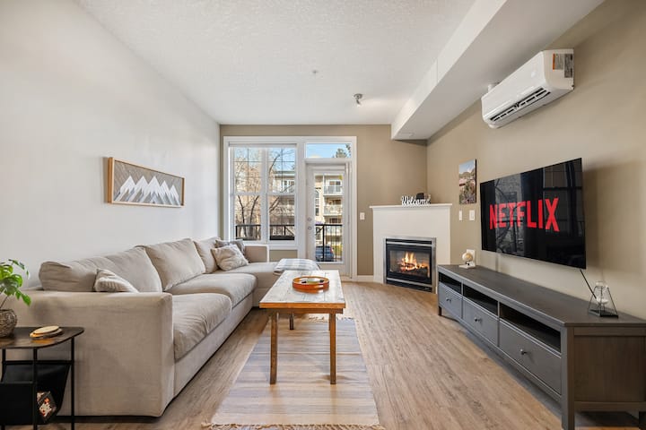 Stay On The River! Saddledome, A/c + Free Parking - Calgary