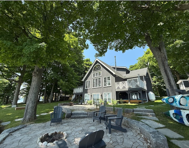 Otter Lake Oasis -Waterfront 3+br - Amazing Views! - Smiths Falls
