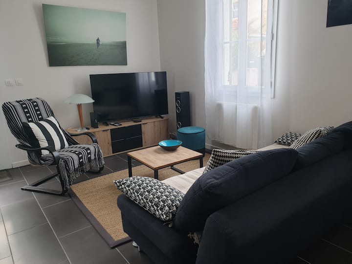 Arcachonnaise Authentique Appelée "Tout Petit" - Arcachón