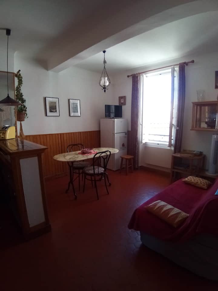 Nid Douillet Provençal 27m² Rue Piétonne 2 Pers. - Sanary-sur-Mer