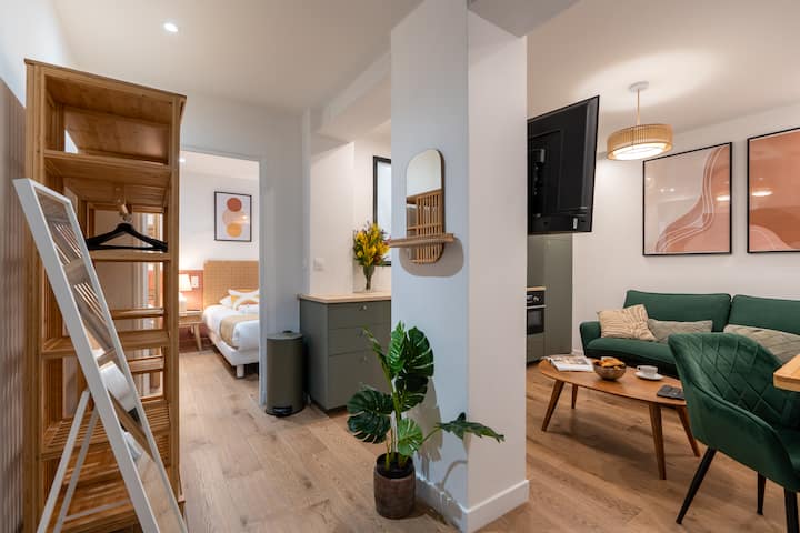 New - Designer Flat For 4 Pp - Paris