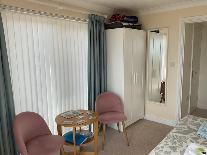 Self Contained Garden Room With Stunning Sea Views - Shaldon