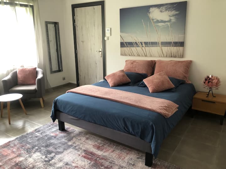 Charmant Appartement Climatisé Avec Terrasse - Bourg-lès-Valence