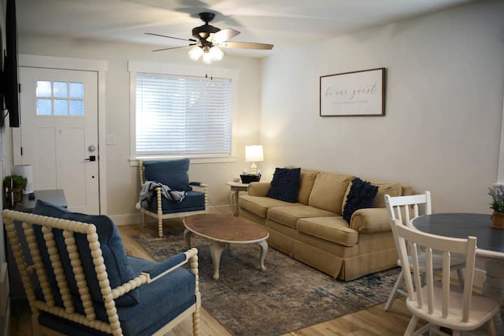 Guest Suites - Charming 1 Bedroom 1 Bath Suite - Idaho Falls, ID