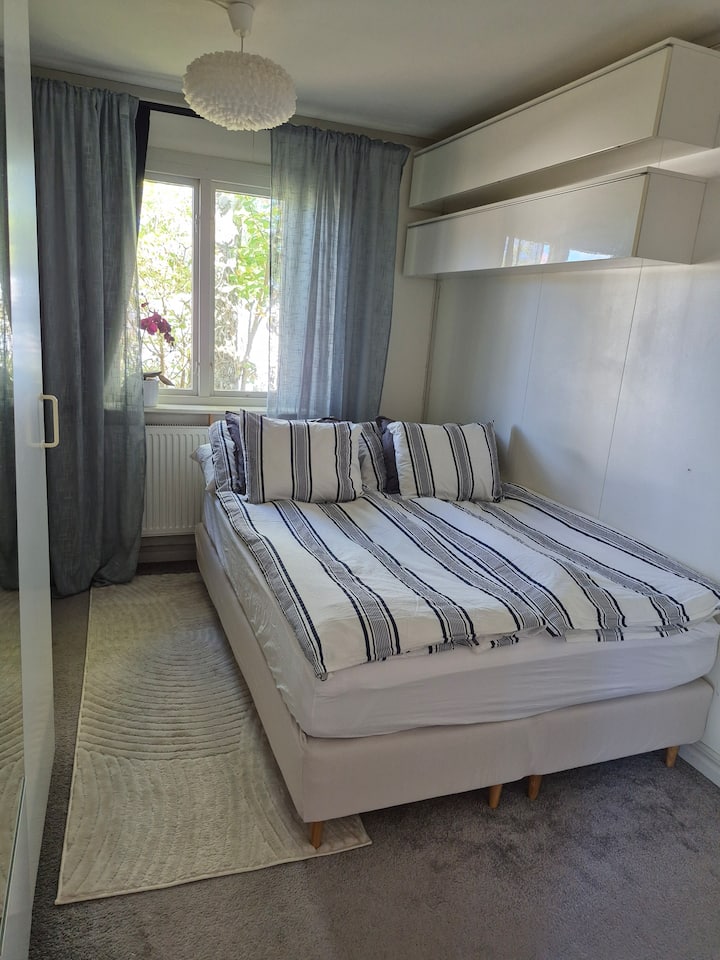 Gårdshus Hästgård Stor Parkering Lastbil Boxar - Löddeköpinge