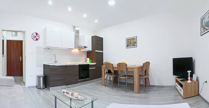 Apartment Mariel In City Center - Split
