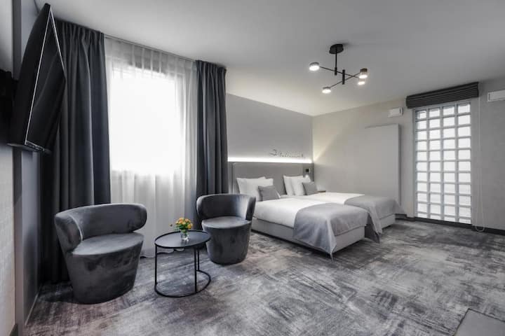 Pokój Czteroosobowy Typu Studio Family - Cracovie