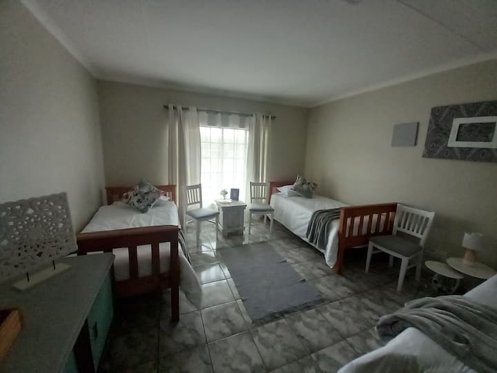 Group Stay For 8 At La Merveille - Roodeplaat